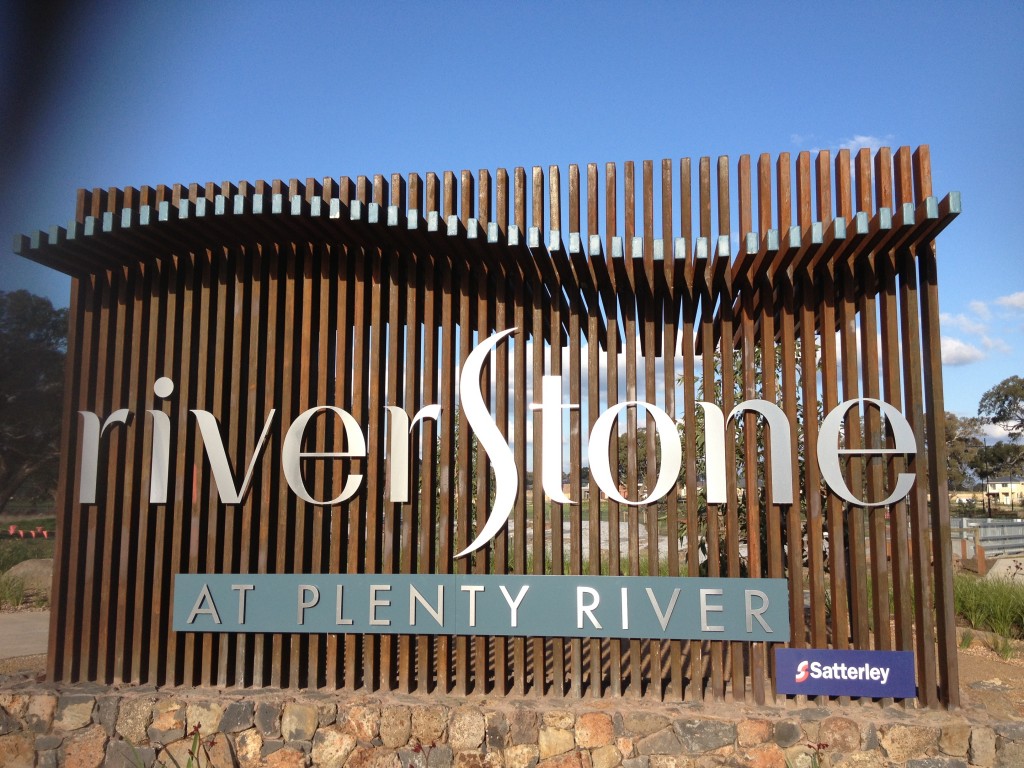 GRDC | Riverstone Estate Entry Sign